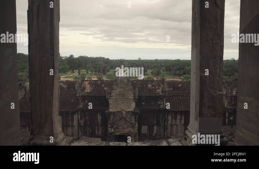 Angkor Wat, entrance framed with columns. Zoom In, inside Entrance and ...