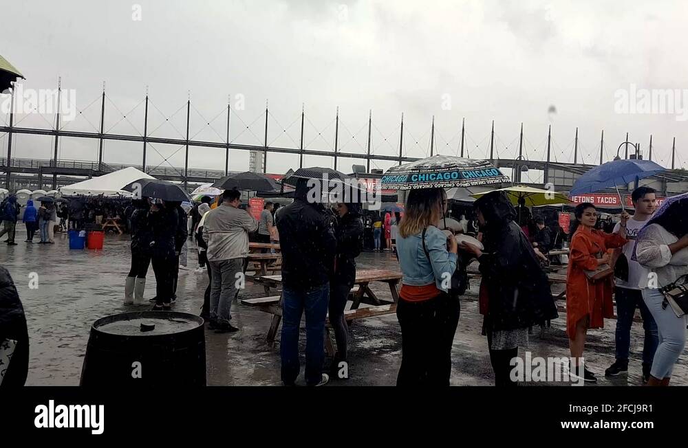 Open taco Stock Videos & Footage - HD and 4K Video Clips - Alamy