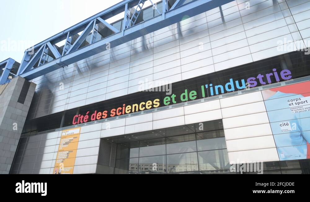 Museum geode Stock Videos & Footage - HD and 4K Video Clips - Alamy