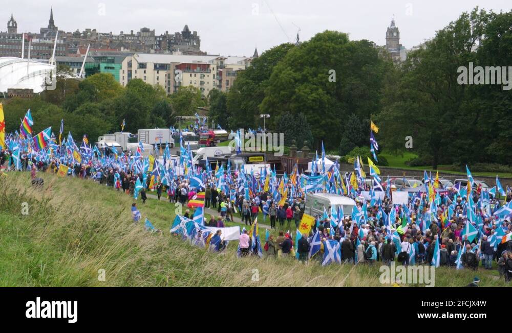 Unite flags Stock Videos & Footage - HD and 4K Video Clips - Alamy