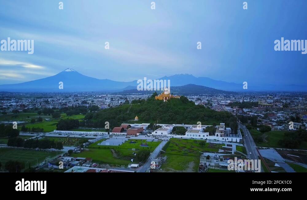 Piramide mexico city Stock Videos & Footage - HD and 4K Video Clips - Alamy
