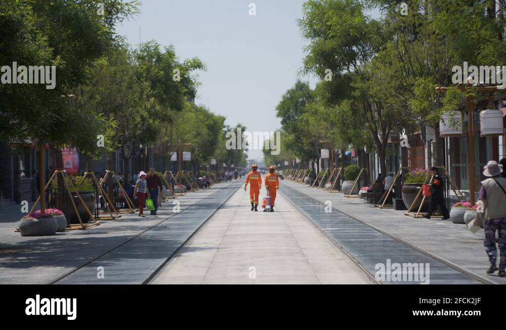 Very long footpath Stock Videos & Footage - HD and 4K Video Clips - Alamy