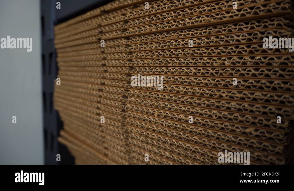Ribbed box Stock Videos & Footage - HD and 4K Video Clips - Alamy