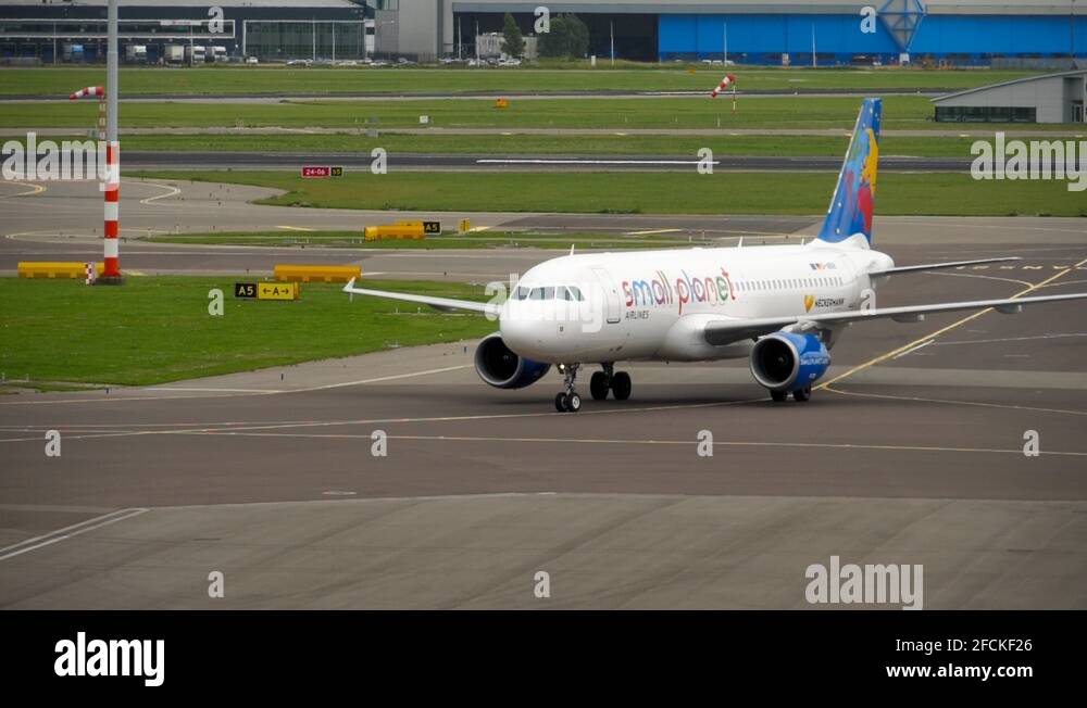 Airbus A320 taxiing after landing Stock Video Footage - Alamy