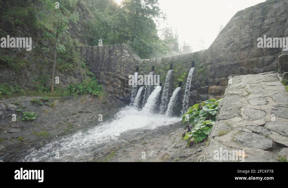 Medieval water feature Stock Videos & Footage - HD and 4K Video Clips ...