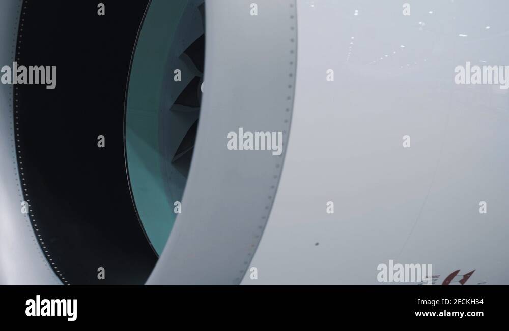 Airbus a220 Stock Videos & Footage - HD and 4K Video Clips - Alamy