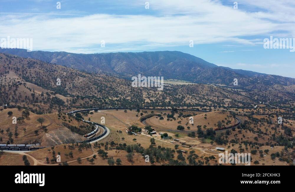Tehachapi railroad loop Stock Videos & Footage - HD and 4K Video Clips - Alamy