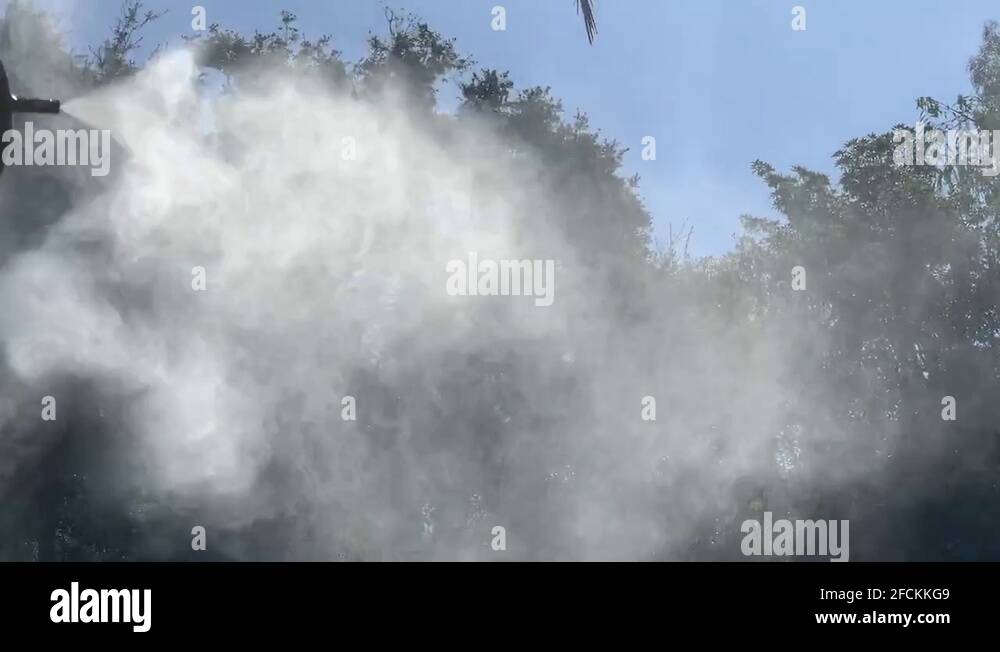 Water misting system Stock Videos & Footage - HD and 4K Video Clips - Alamy
