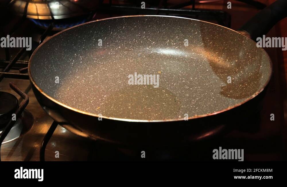 Cooking oil spill Stock Videos & Footage - HD and 4K Video Clips - Alamy