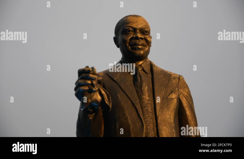 Statue of Louis Armstrong in park Stock Video Footage - Alamy