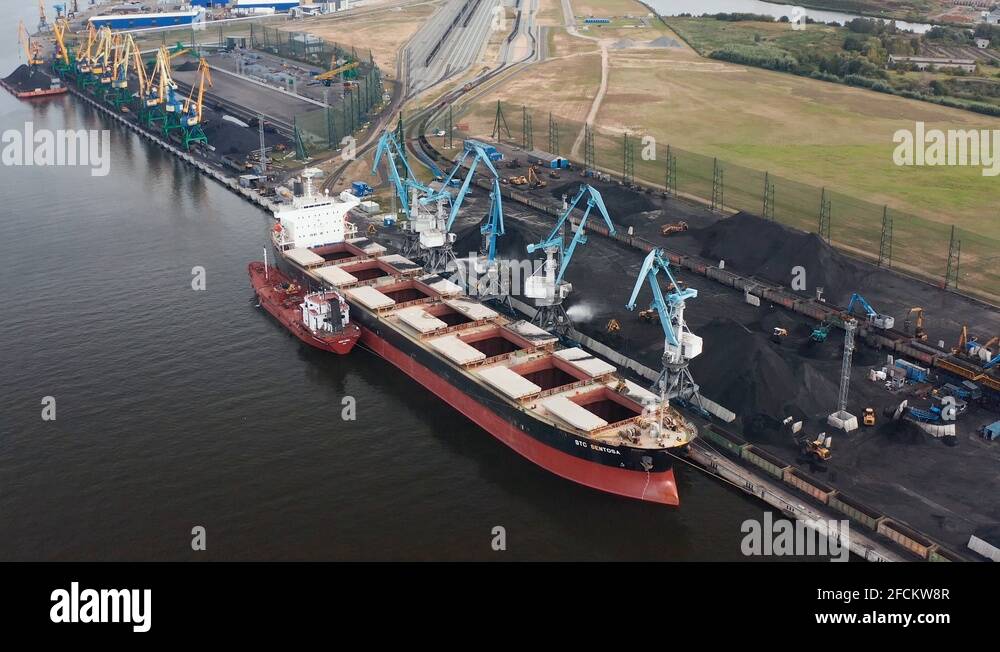 Drone transshipment view Stock Videos & Footage - HD and 4K Video Clips ...
