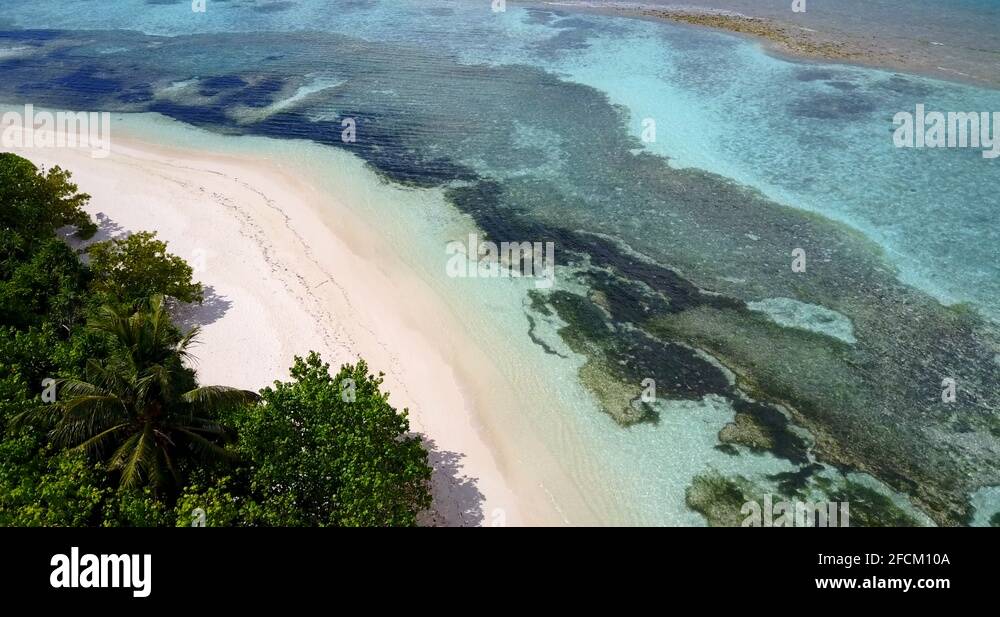 Fringing reef Stock Videos & Footage - HD and 4K Video Clips - Alamy