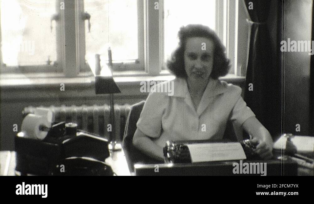 1940s office worker Stock Videos & Footage - HD and 4K Video Clips - Alamy