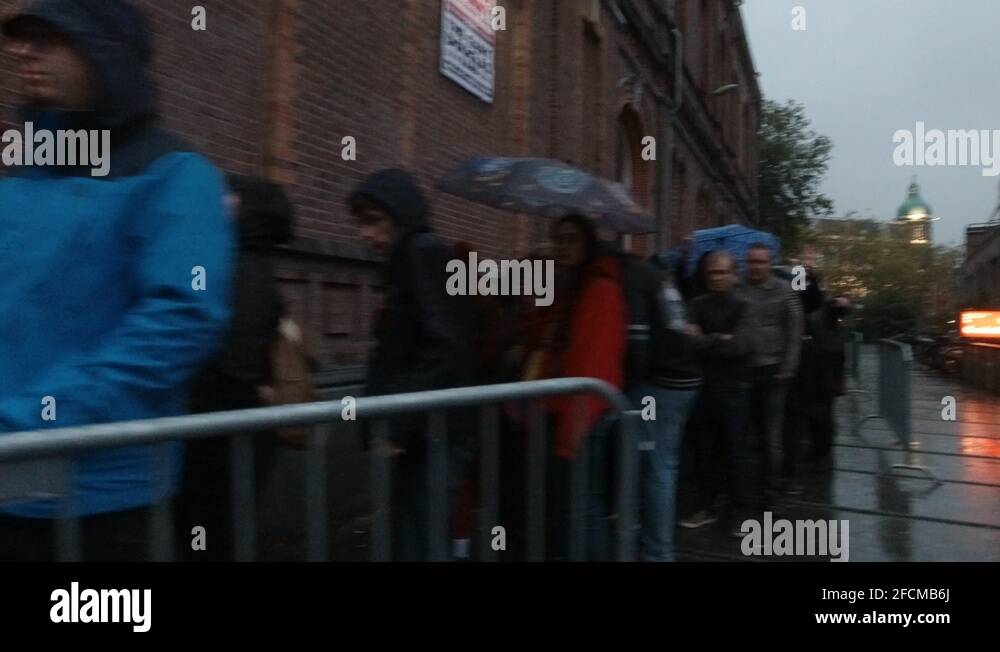 Open gate club Stock Videos & Footage - HD and 4K Video Clips - Alamy