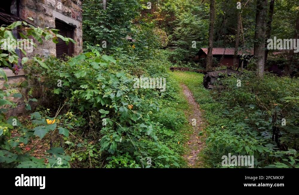 Pushing into the Nuttallburg Head House in New River Gorge National ...