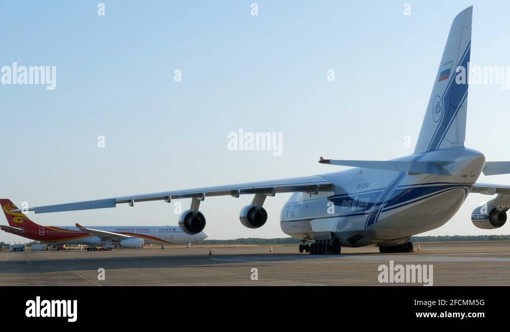 Antonov an 124 aircraft Stock Videos & Footage - HD and 4K Video Clips ...