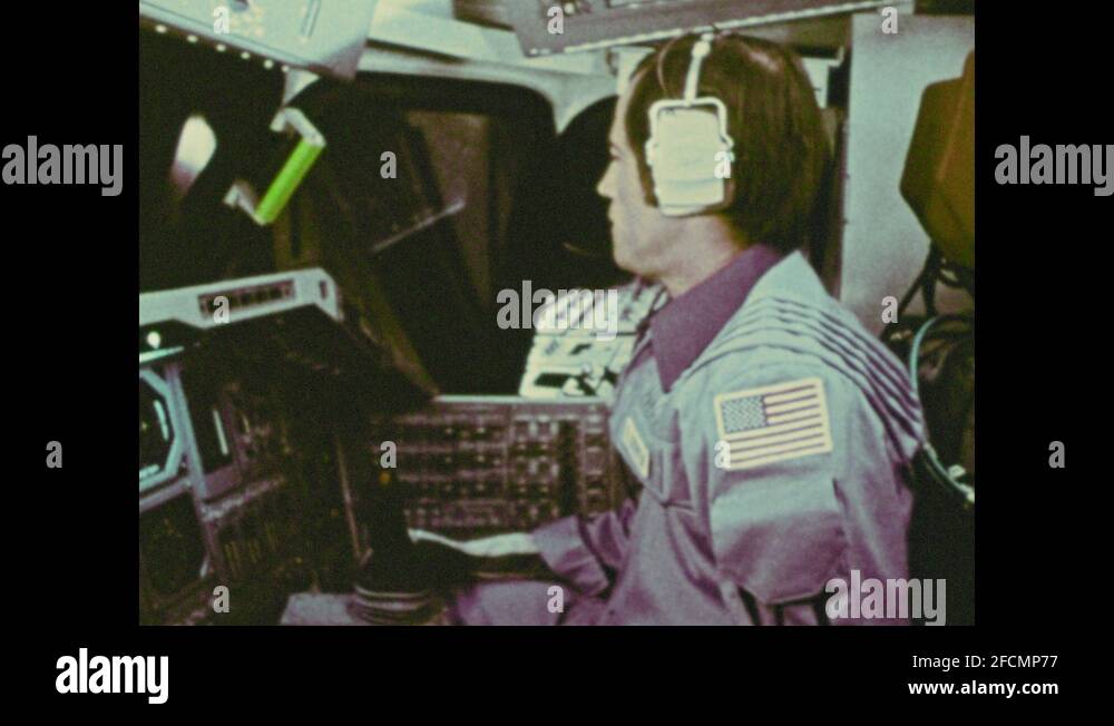 Flight simulator cockpit Stock Videos & Footage - HD and 4K Video Clips ...