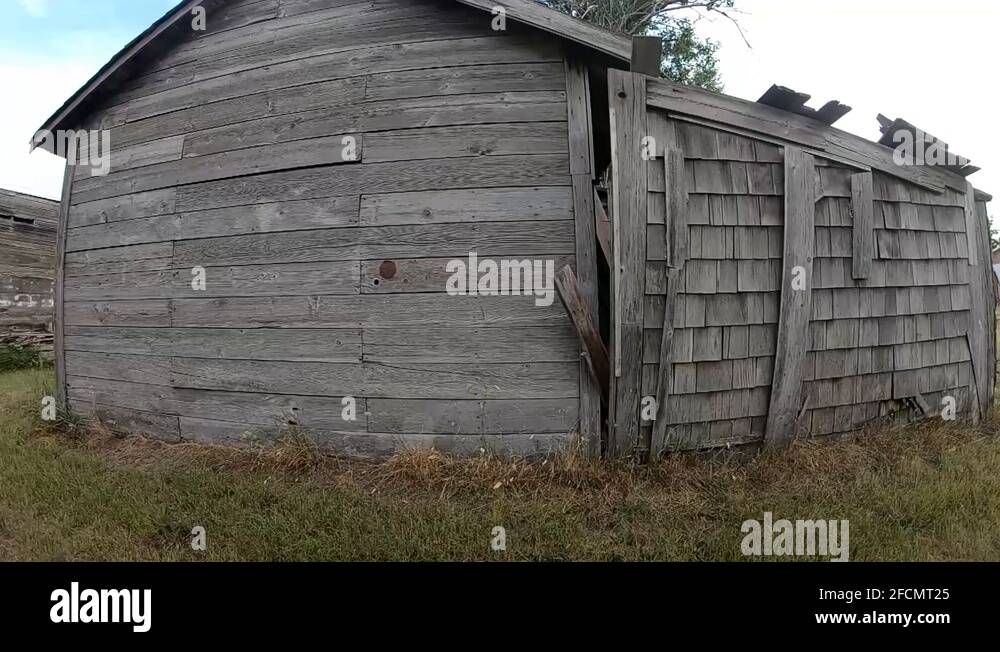 Old country barns Stock Videos & Footage - HD and 4K Video Clips - Alamy