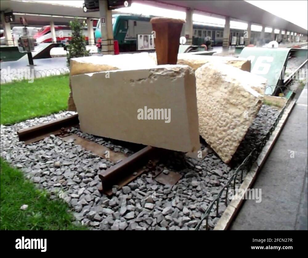 Monument of marble Stock Videos & Footage - HD and 4K Video Clips - Alamy