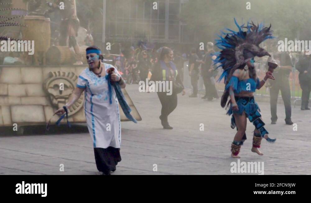 Aztec priest Stock Videos & Footage - HD and 4K Video Clips - Alamy