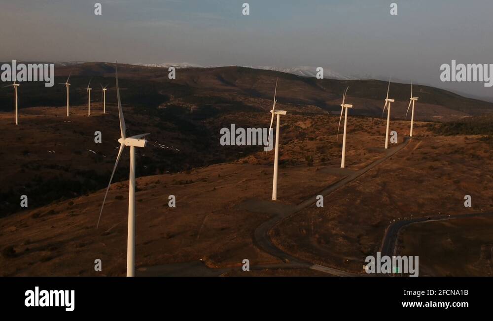 Windpower generators Stock Videos & Footage - HD and 4K Video Clips - Alamy