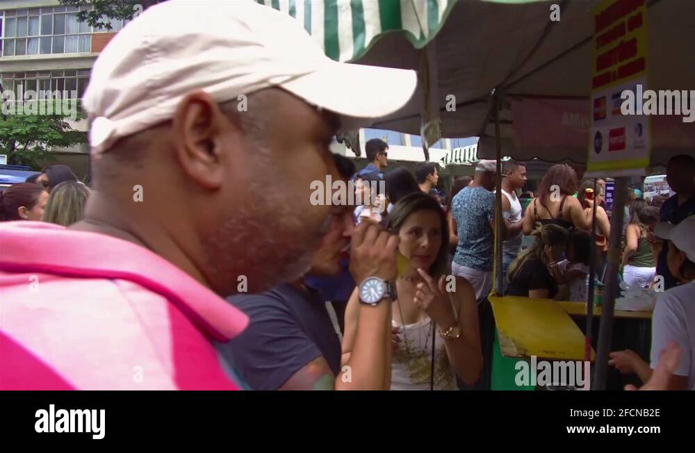 Crowded stands Stock Videos & Footage - HD and 4K Video Clips - Alamy