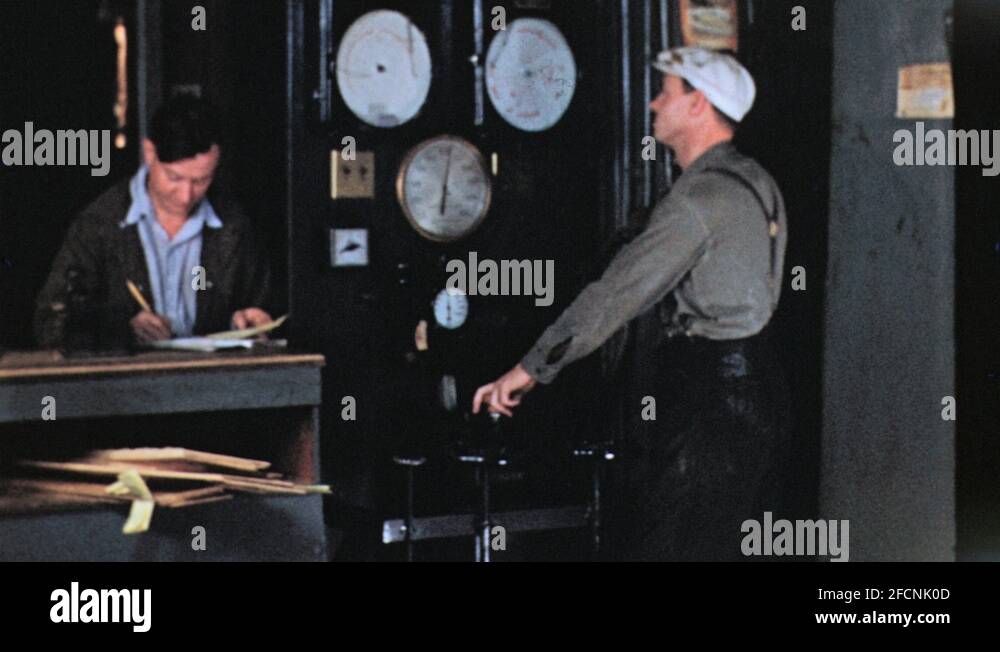 Factory worker 40s Stock Videos & Footage - HD and 4K Video Clips - Alamy