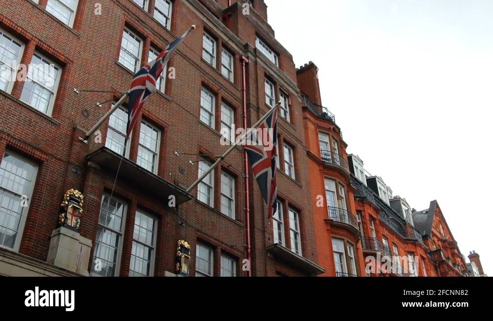Building with union jack Stock Videos & Footage - HD and 4K Video Clips ...
