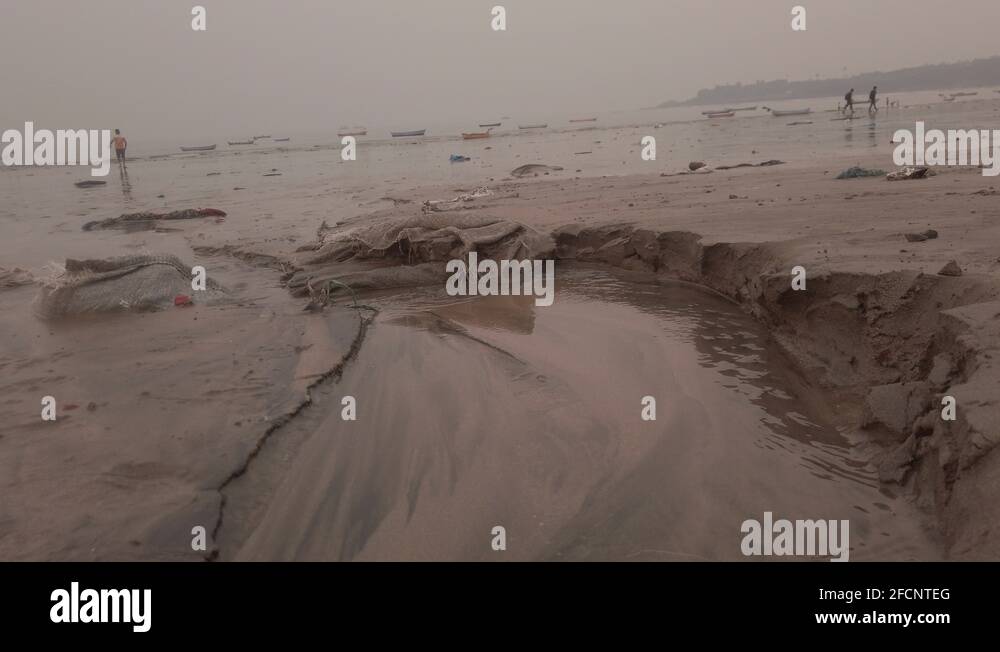 Tidal walk boat Stock Videos & Footage - HD and 4K Video Clips - Alamy