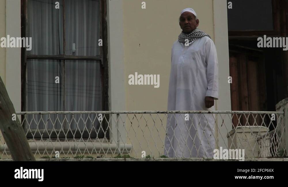 Malay muslim Stock Videos & Footage - HD and 4K Video Clips - Alamy
