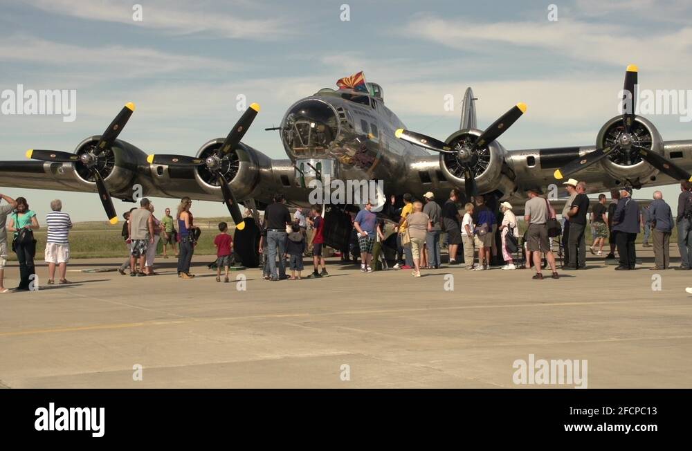 Boeing people Stock Videos & Footage - HD and 4K Video Clips - Alamy