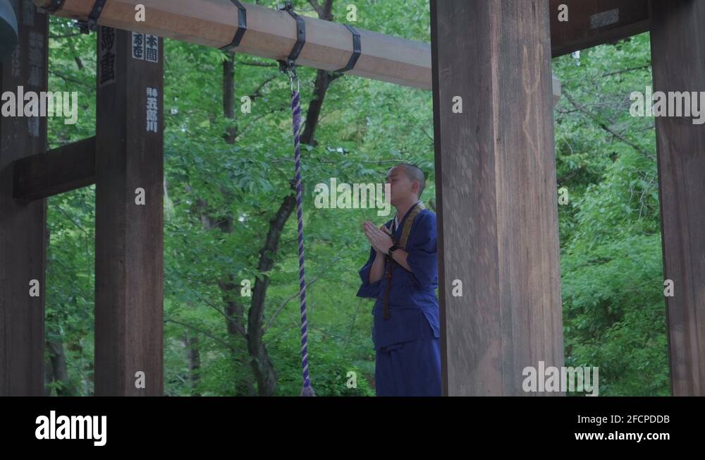 Zen monk meditation japan Stock Videos & Footage - HD and 4K Video ...