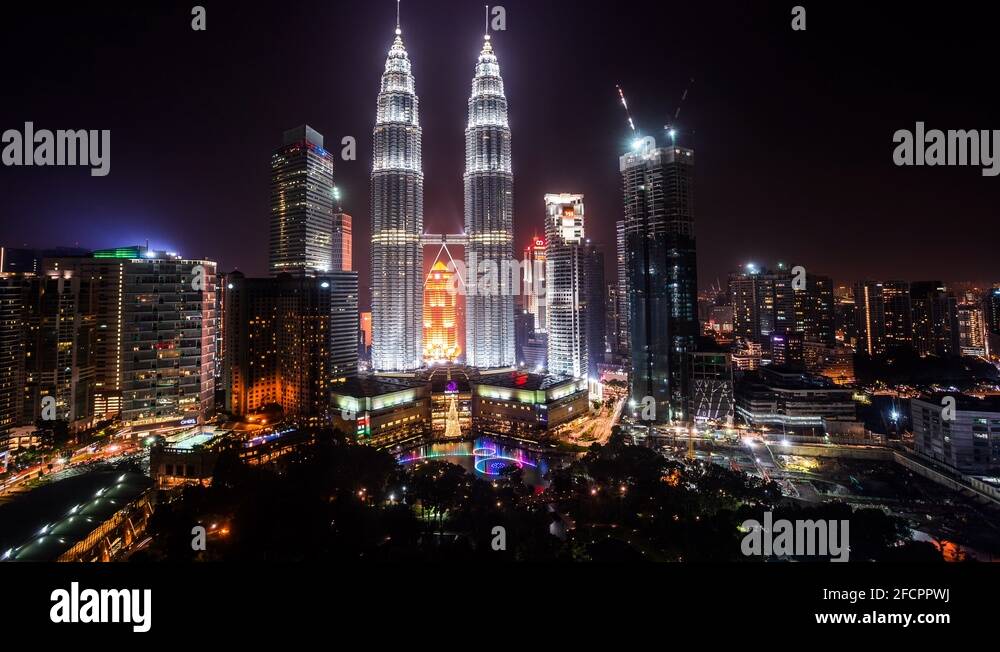 Petronas Twin Towers (KLCC) in Kuala lumpur time lapse at night Stock ...