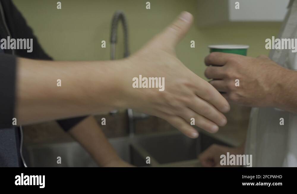 Hand shake Stock Videos & Footage - HD and 4K Video Clips - Alamy