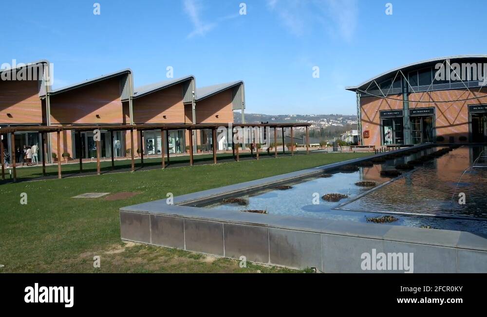 Spring shopping at outdoor mall Stock Videos & Footage - HD and 4K ...