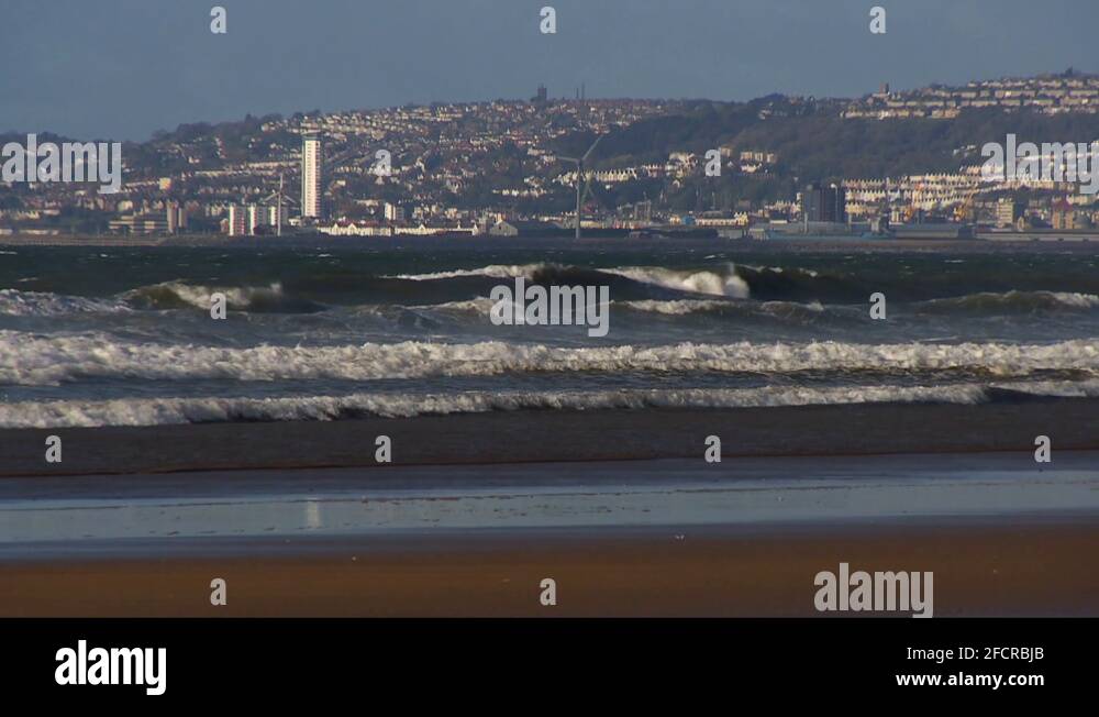 Swansea beach Stock Videos & Footage - HD and 4K Video Clips - Alamy