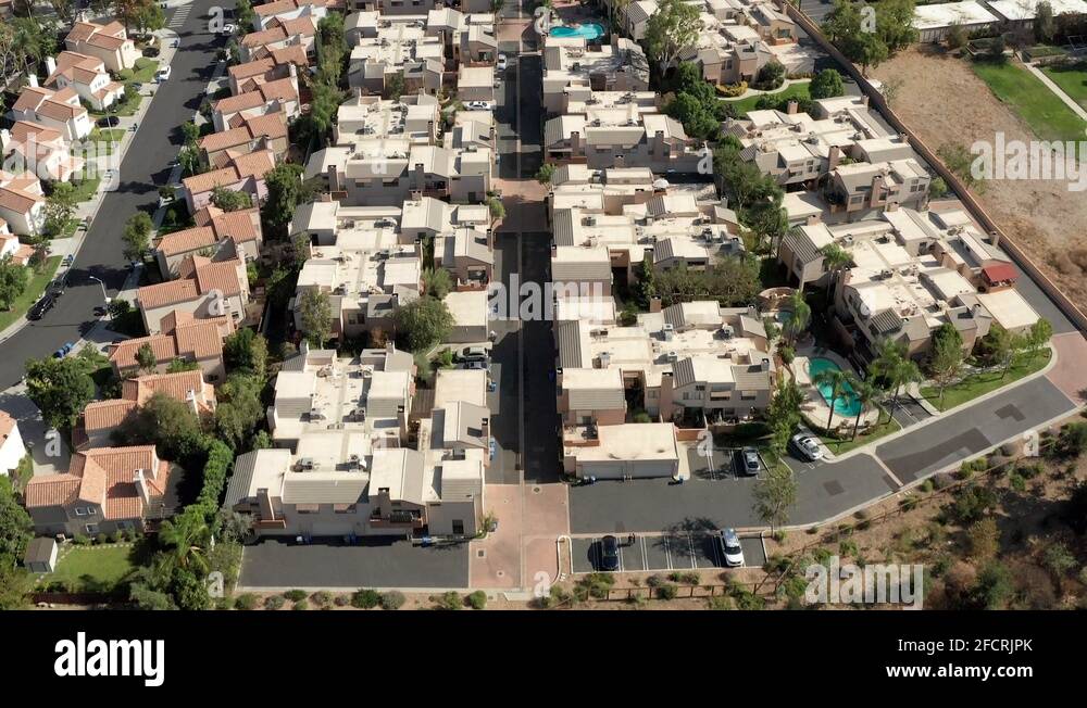 Mansion complex Stock Videos & Footage - HD and 4K Video Clips - Alamy