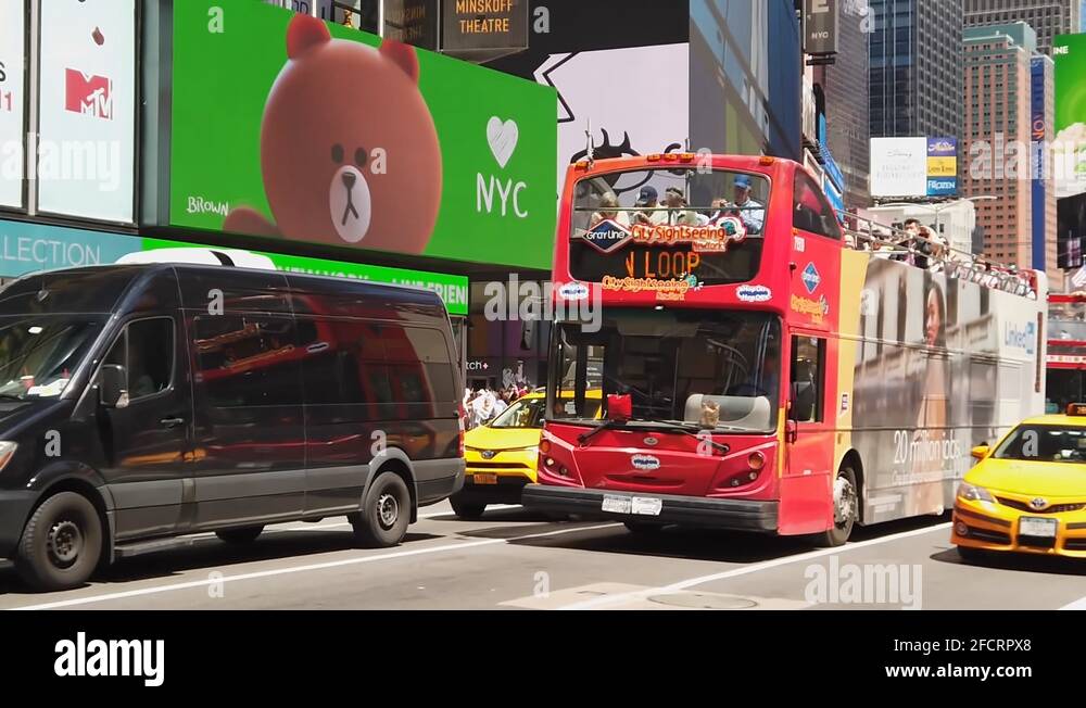 Manhattan bus Stock Videos & Footage - HD and 4K Video Clips - Alamy