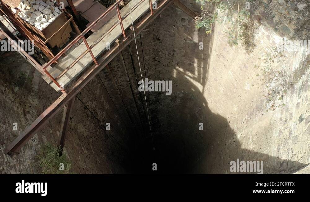 Deep shaft Stock Videos & Footage - HD and 4K Video Clips - Alamy