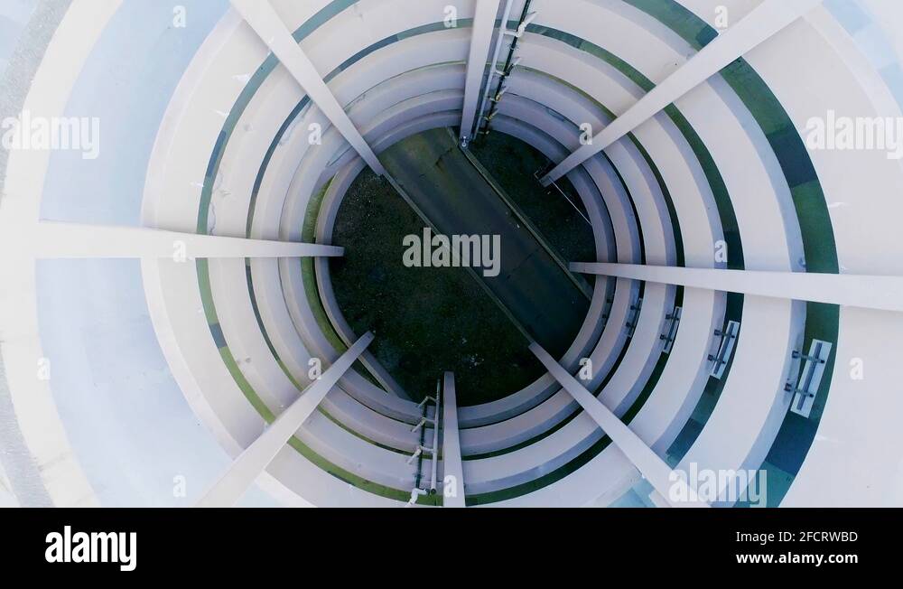 Spiral ascent Stock Videos & Footage - HD and 4K Video Clips - Alamy