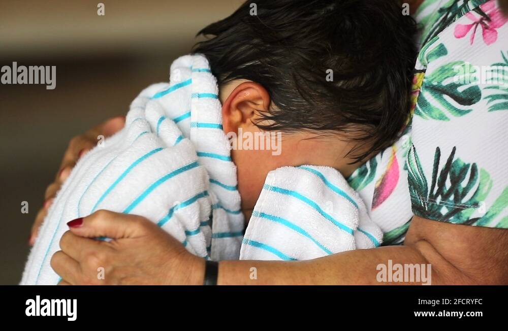 Kid crying arms Stock Videos & Footage - HD and 4K Video Clips - Alamy