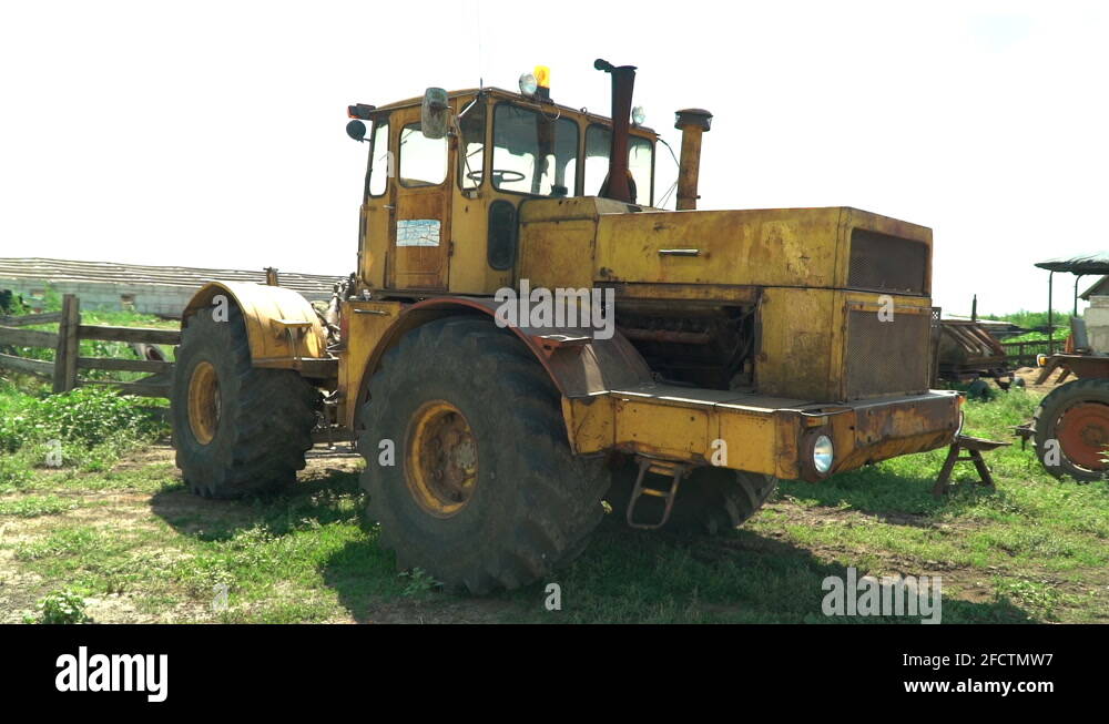 Soviet tractor Stock Videos & Footage - HD and 4K Video Clips - Alamy