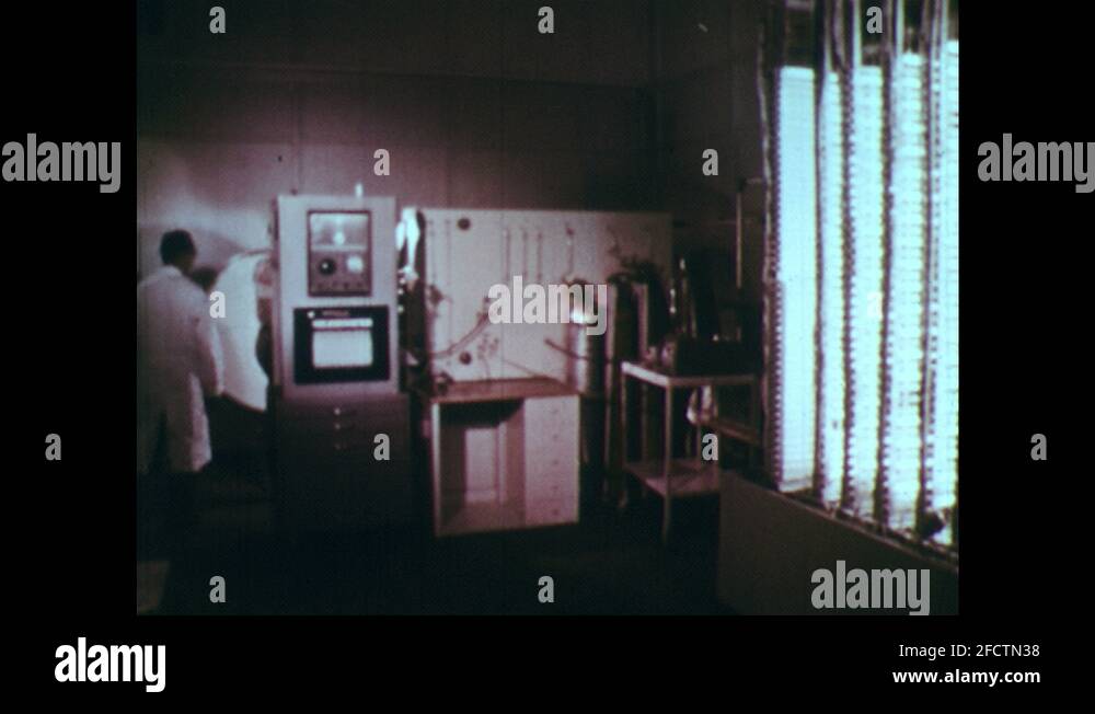 1960s laboratory Stock Videos & Footage - HD and 4K Video Clips - Alamy