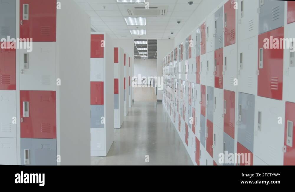 Workers rooms Stock Videos & Footage - HD and 4K Video Clips - Alamy