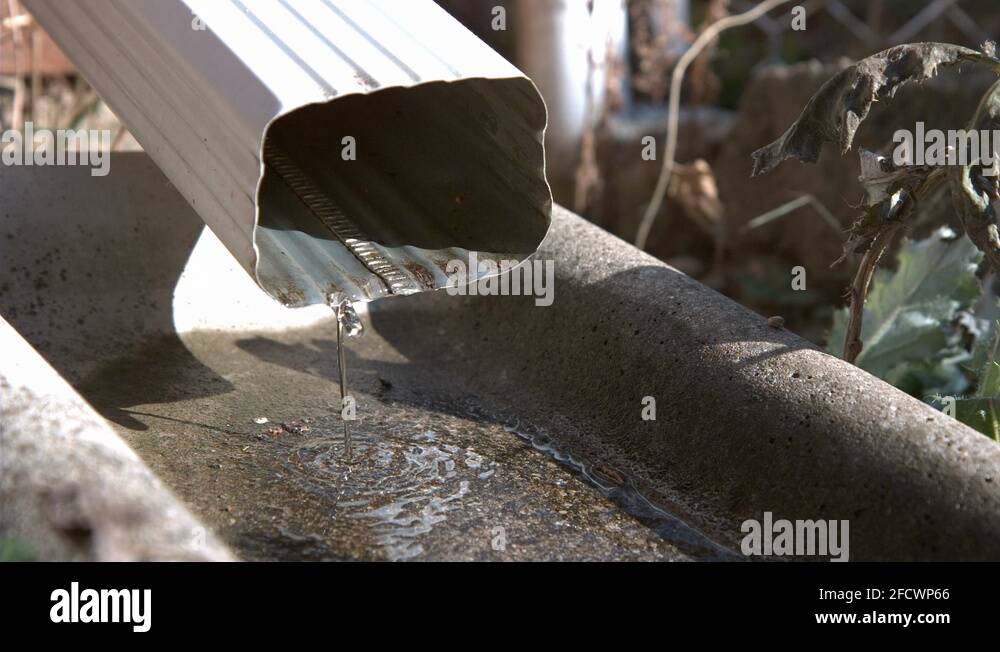 Water from gutter down spout Stock Videos & Footage - HD and 4K Video ...