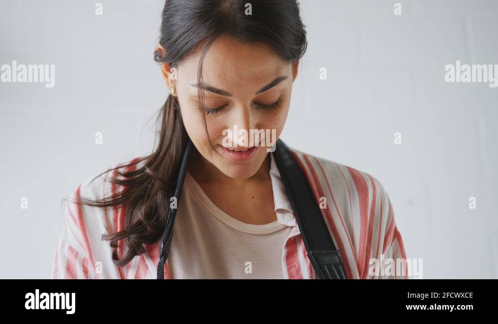 Female film crew Stock Videos & Footage - HD and 4K Video Clips - Alamy