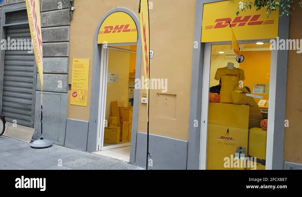 Dhl shop Stock Videos & Footage - HD and 4K Video Clips - Alamy
