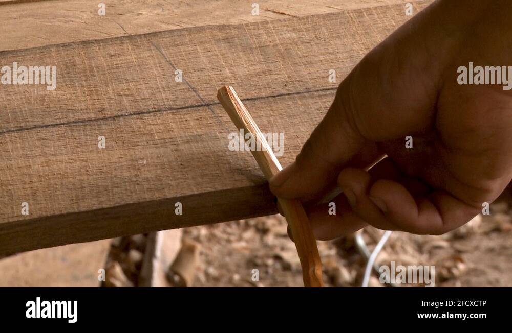 Wood splint Stock Videos & Footage - HD and 4K Video Clips - Alamy