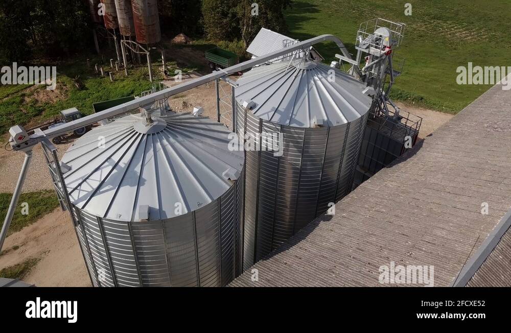 Building grain elevators Stock Videos & Footage - HD and 4K Video Clips ...