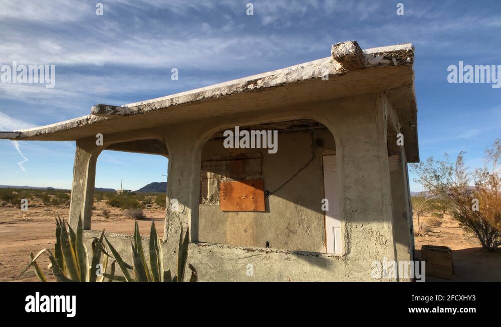 Desert tree house Stock Videos & Footage - HD and 4K Video Clips - Alamy